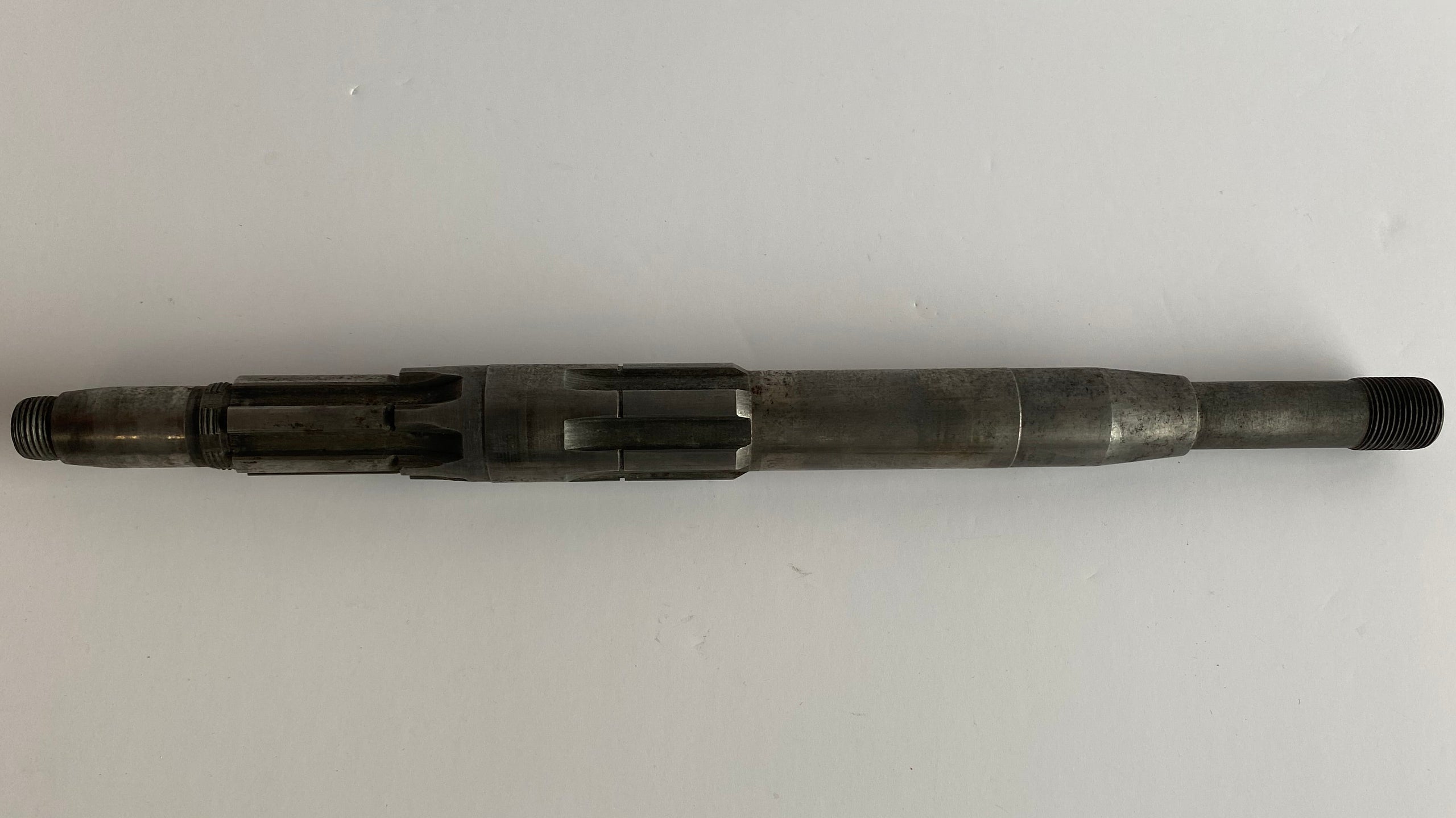 Arbre principal boite à 4 vitesses Harley Davidson REF OEM 35039-85 ...